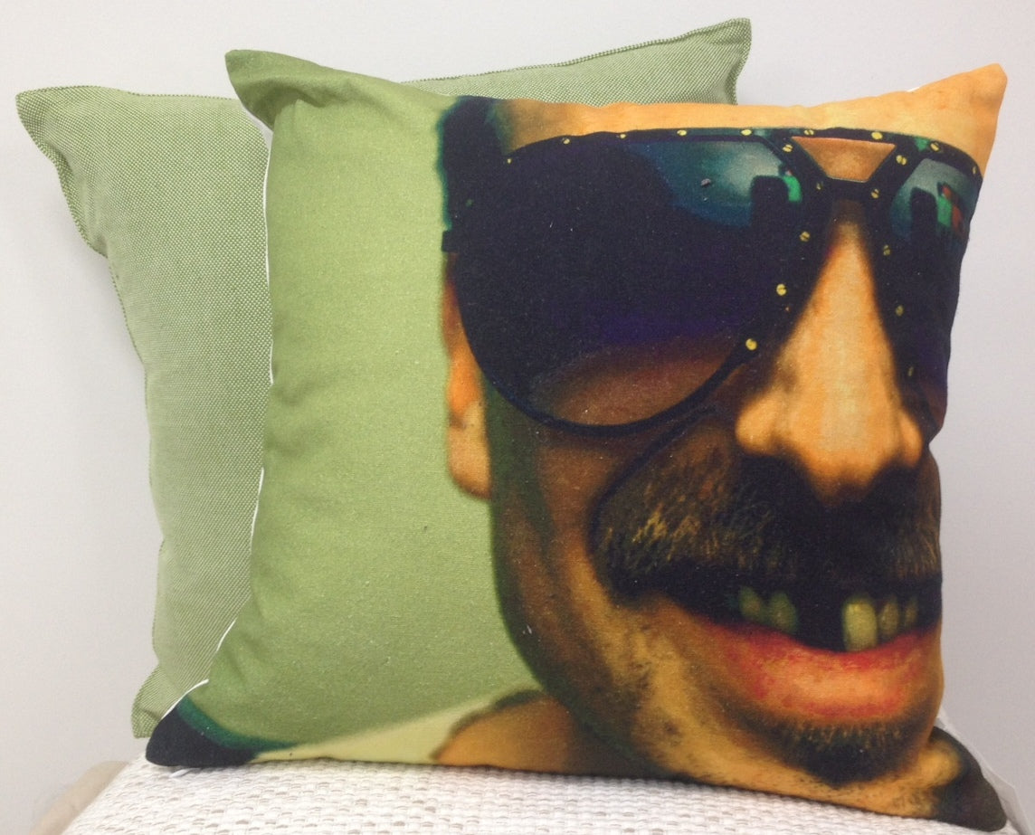 Blaze Toothless Dude Face with Sunglasses Cushion Cover – Tristar Online